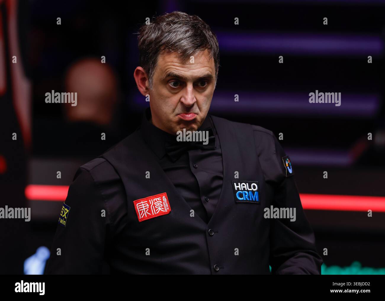Sheffield, England, 26th April 2026. Ronnie O'Sullivan reacts during ...