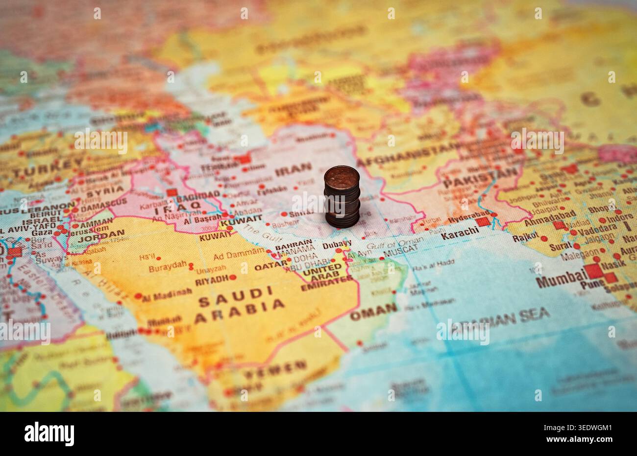 Strait of hormuz iran war hi-res stock photography and images - Alamy