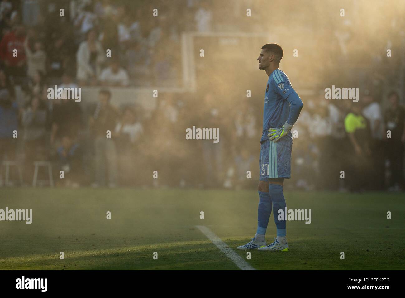 Houston Dynamo goalkeeper Jonathan Bond (31) during a MLS match against ...