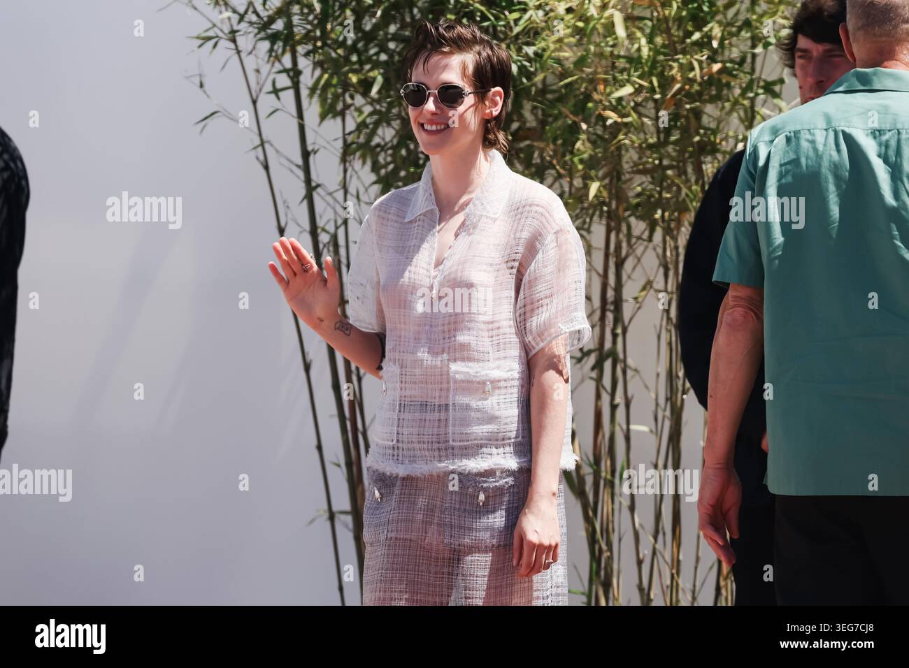 Kristen Stewart Arrives At The Photocall For The Movie Full Phil