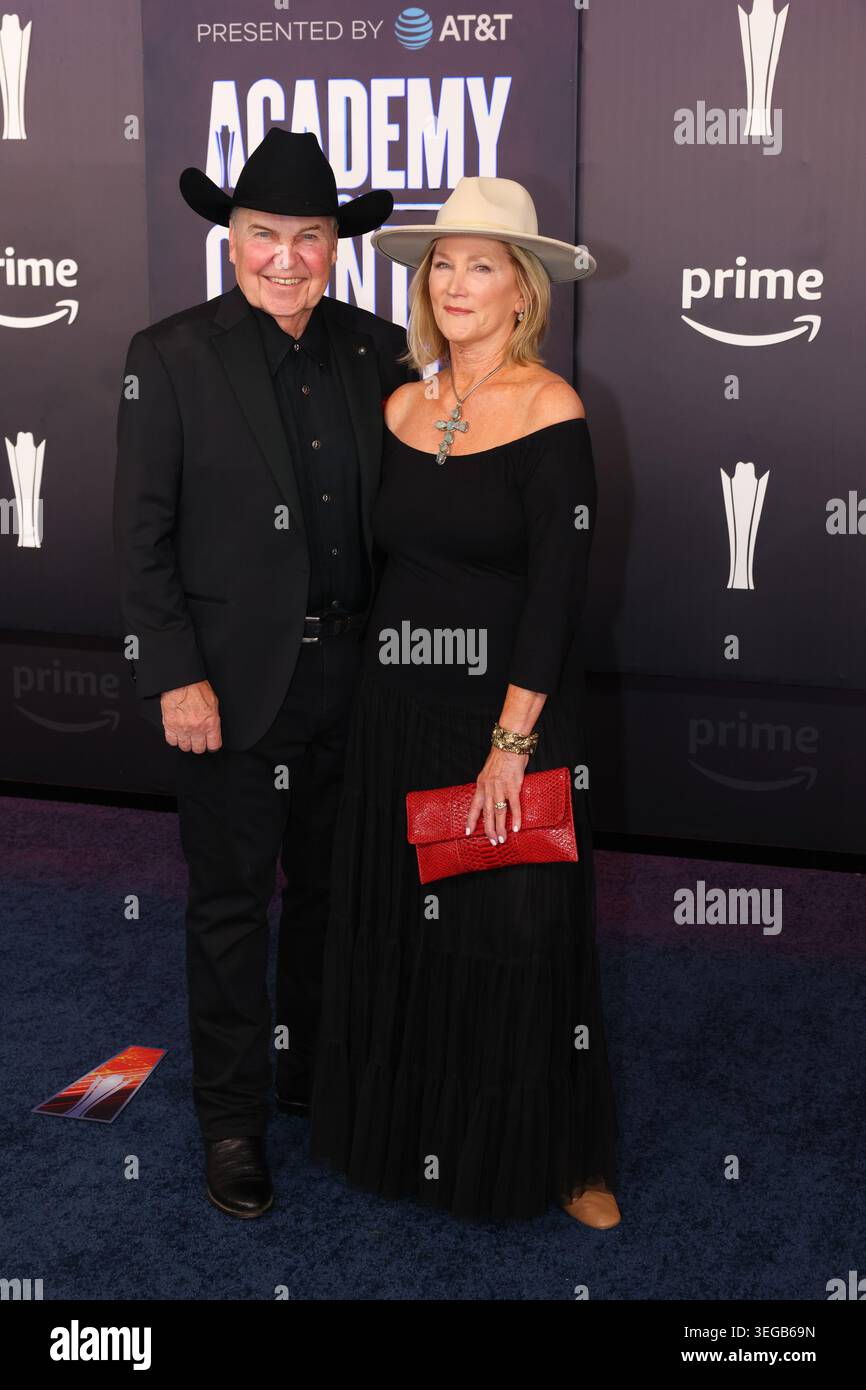 Julie sayers hi-res stock photography and images - Alamy