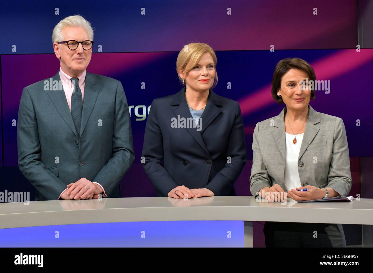 Theo Koll, Julia Klöckner and Sandra Maischberger in the ARD talk show ...