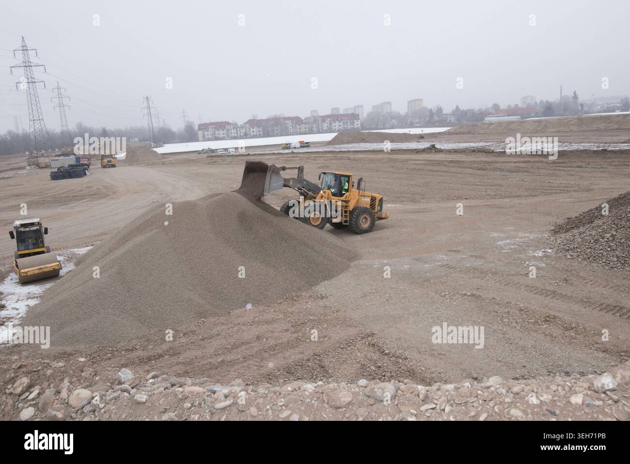 volvo a wheel loader at a consructionside volvo a wheel loader at a ...
