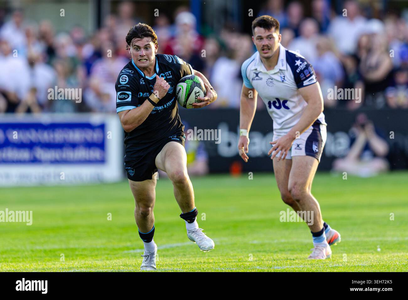 Bedford, England, 22 May 2026 Tom Bacon of Coventry Rugby during the ...