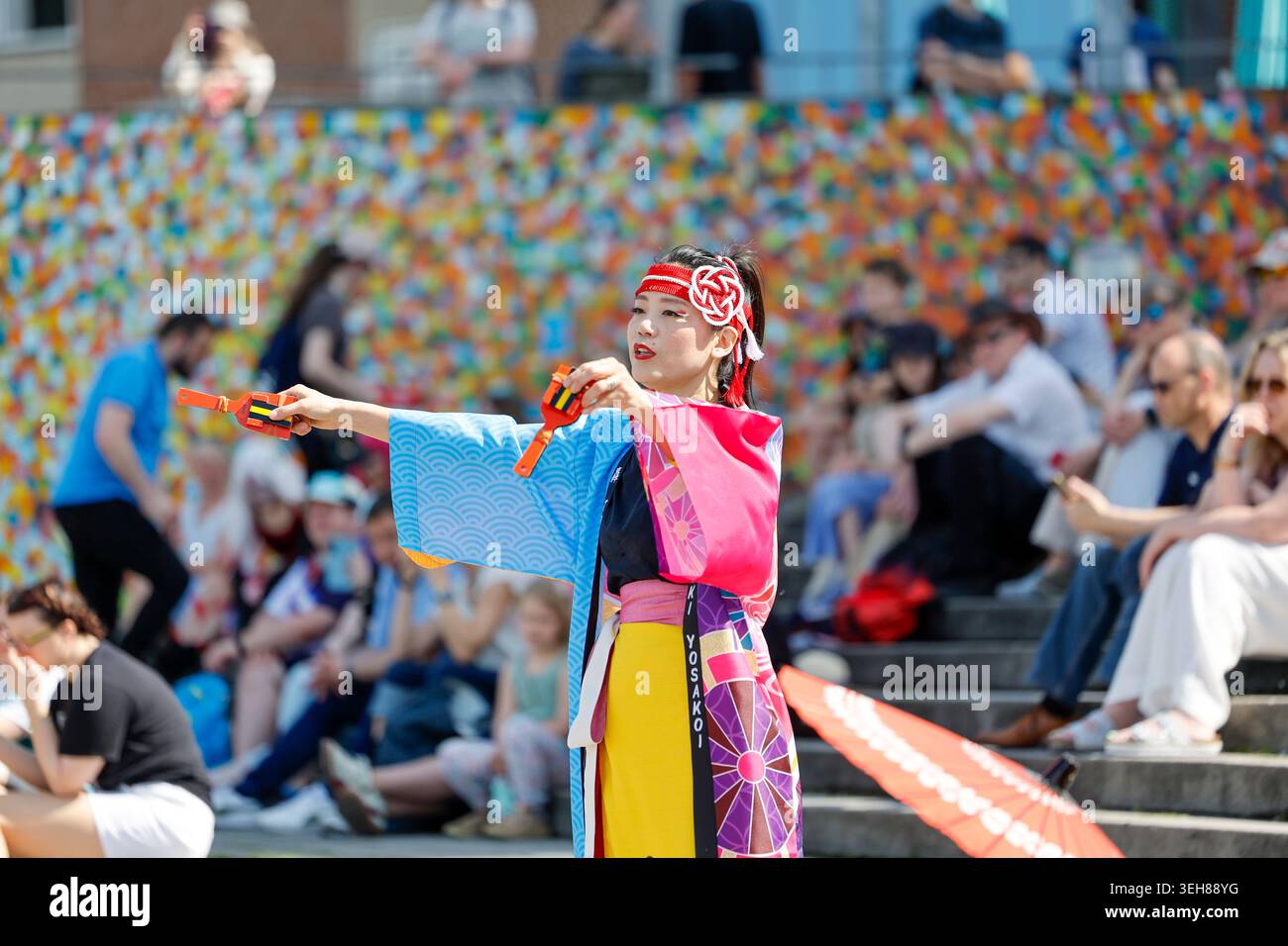 23 May 2026, North Rhine-Westphalia, Duesseldorf: A Japanese woman ...