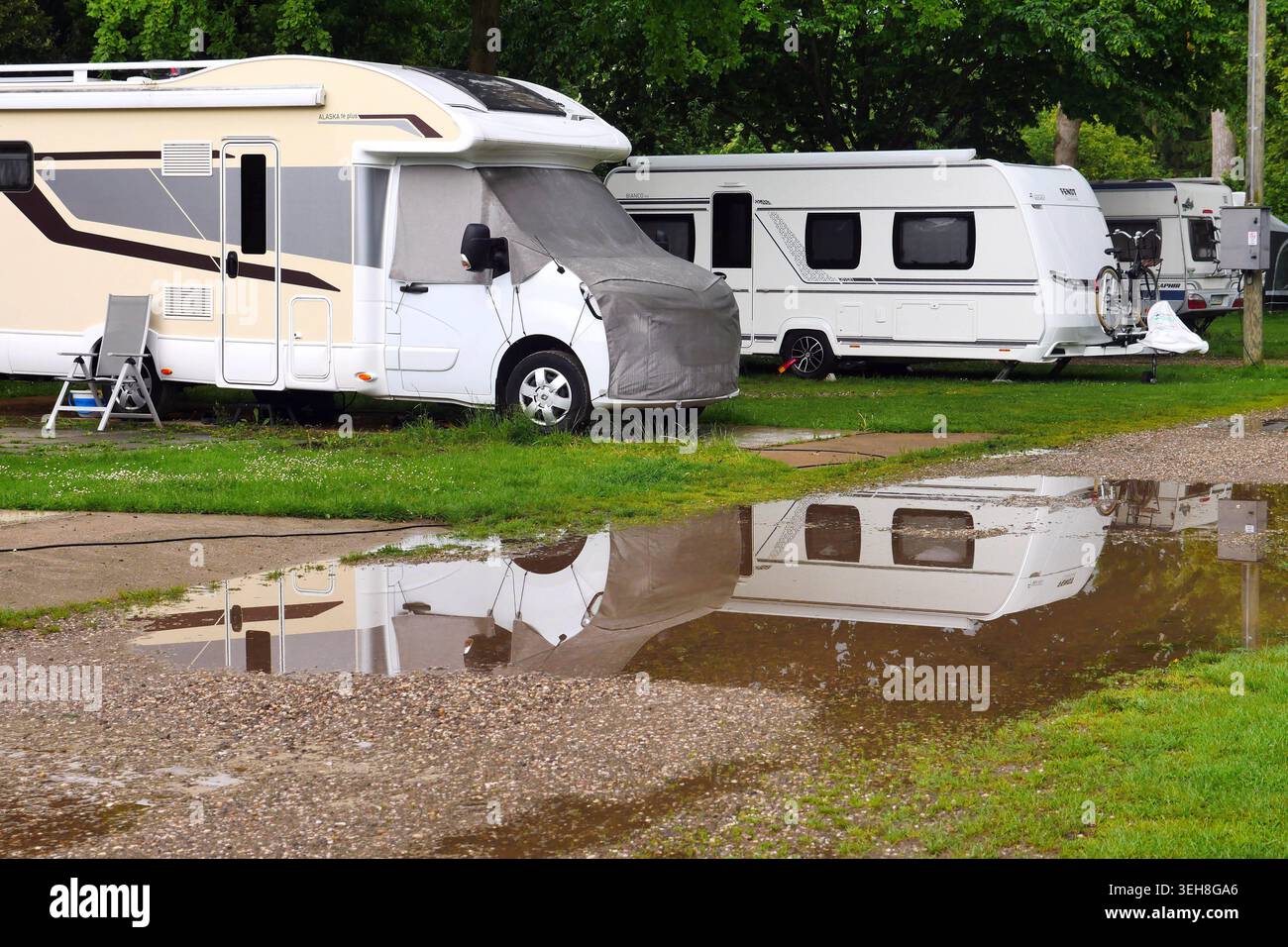 20.05.2026, Köln - Deutschland. Campingplatz nach starkem Regen. *** 20 ...