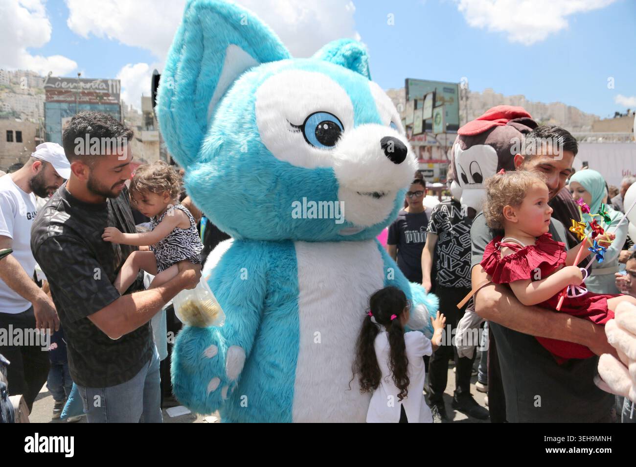Cat shaped effigy hi-res stock photography and images - Alamy