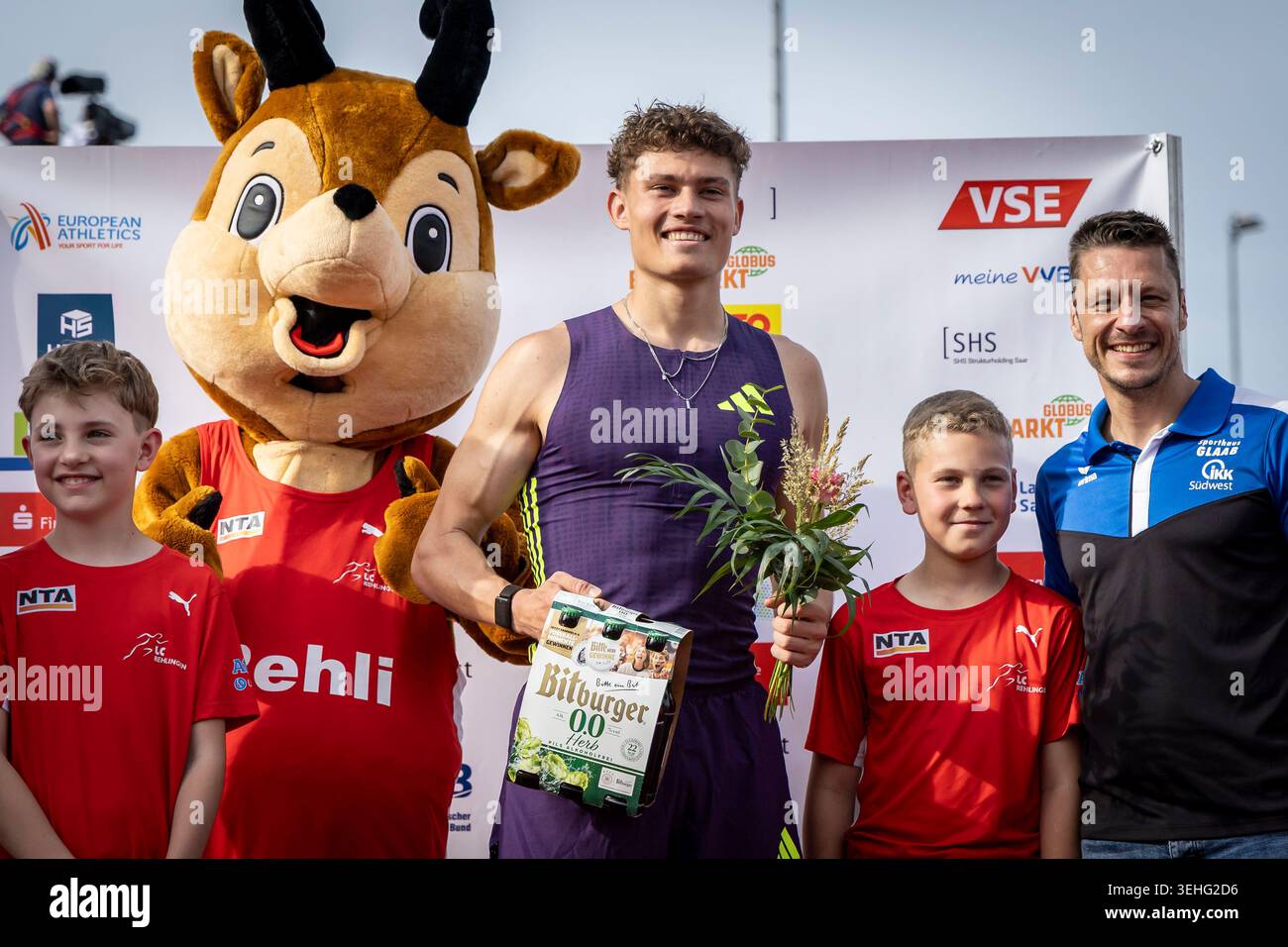 REHLINGEN , GERMANY - MAY 24: Owe Fischer-Breiholz (GER/Königsteiner LV ...