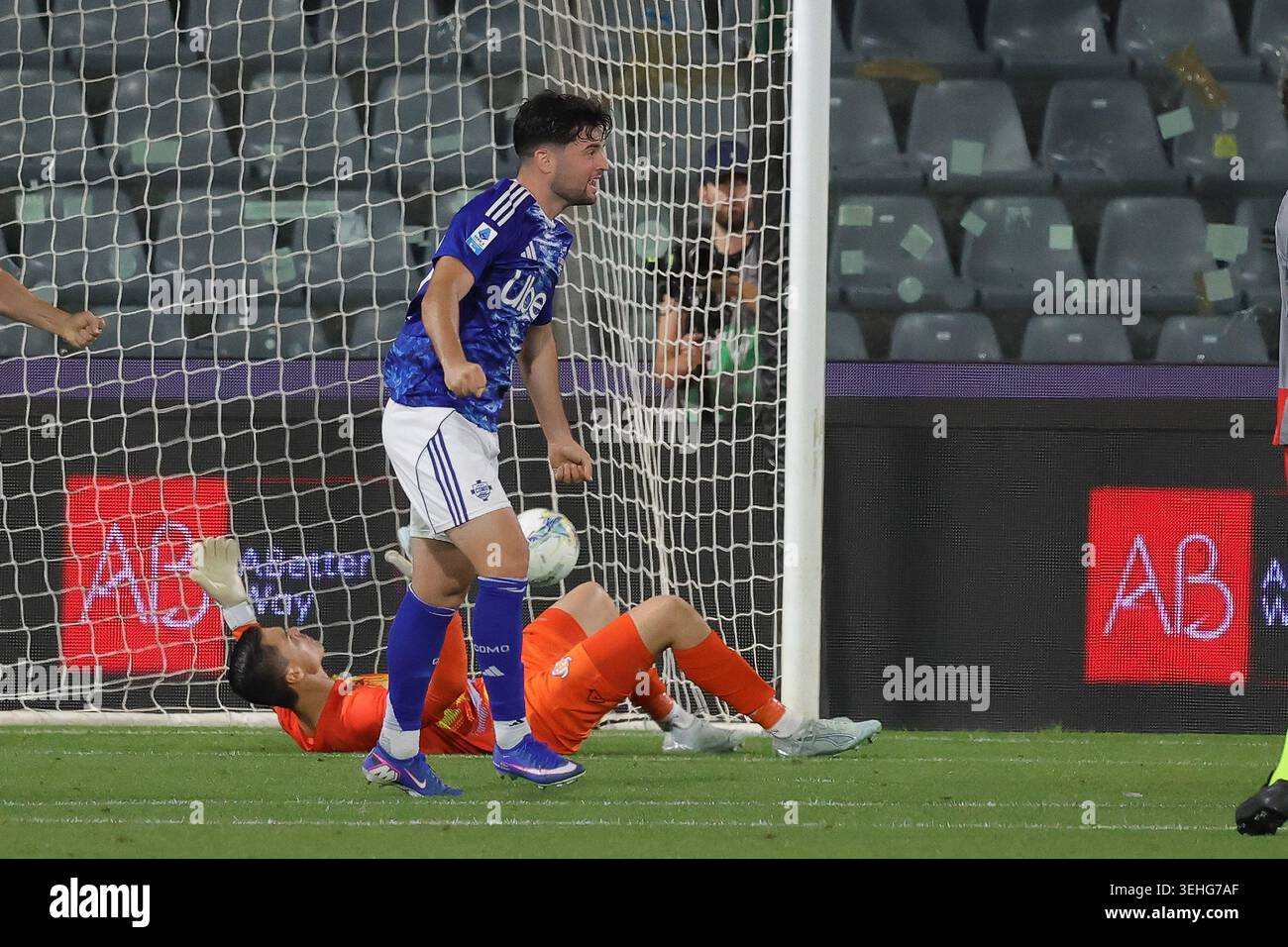 Como’s Jesus Rodriguez scores the goal 1-0 during the Serie A soccer ...