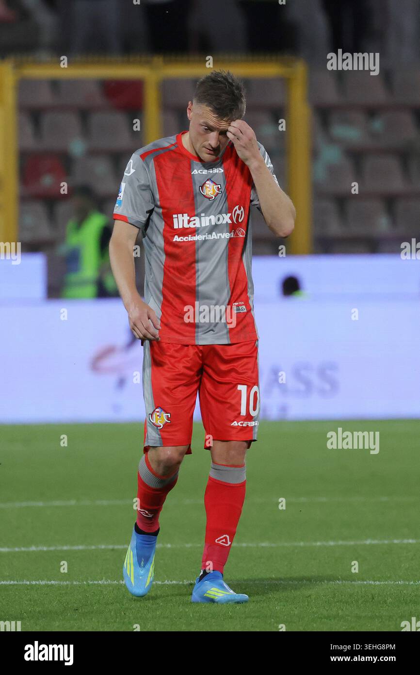 shows his dejection Cremonese's Jamie Vardy during the Serie A soccer ...