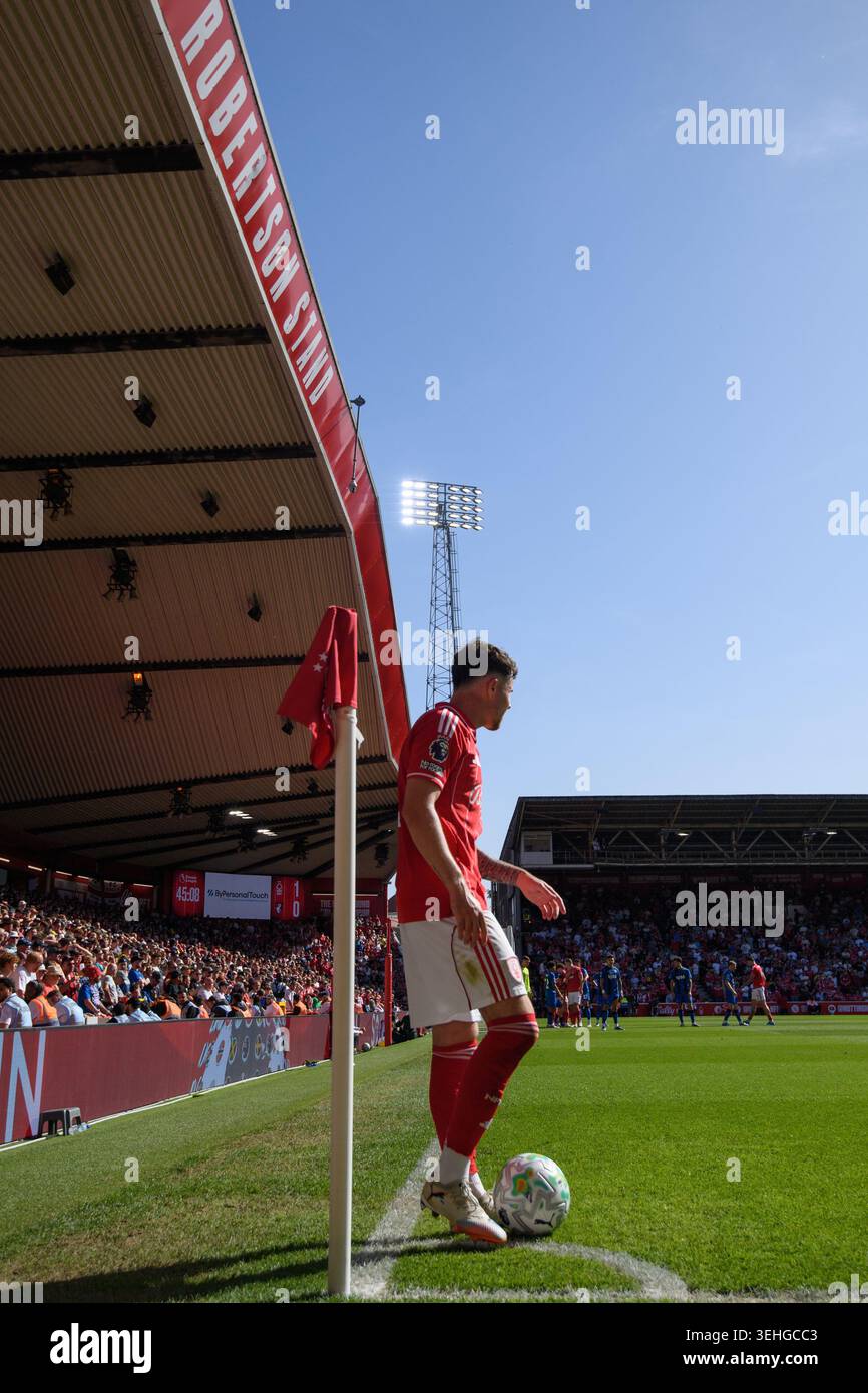 Neco Williams of Nottingham Forest prepares to take a corner kick ...