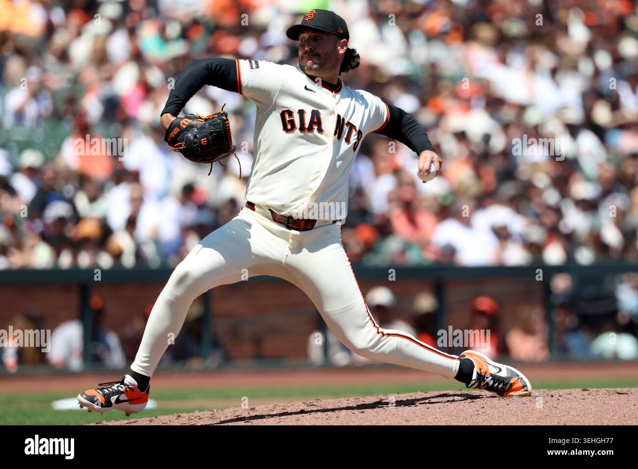 San Francisco Giants pitcher Robbie Ray throws during the third inning ...