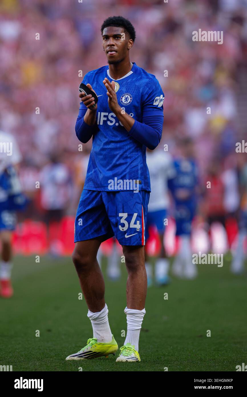 Josh Acheampong of Chelsea applauds fans at full Time during the ...