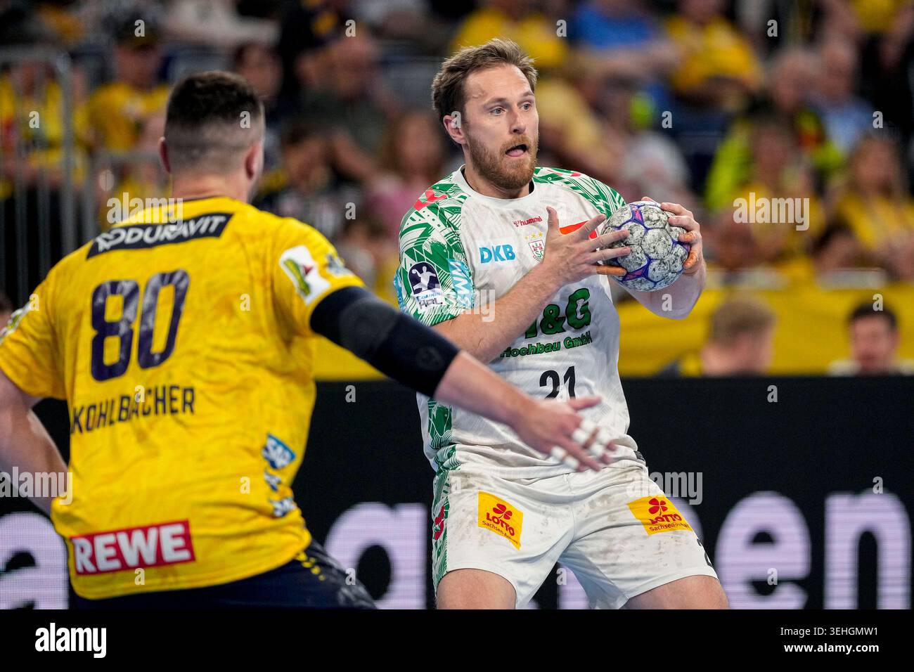 v.li.: Jannik Kohlbacher (RNL, 80), Albin Lagergren (SCM, 21 ...