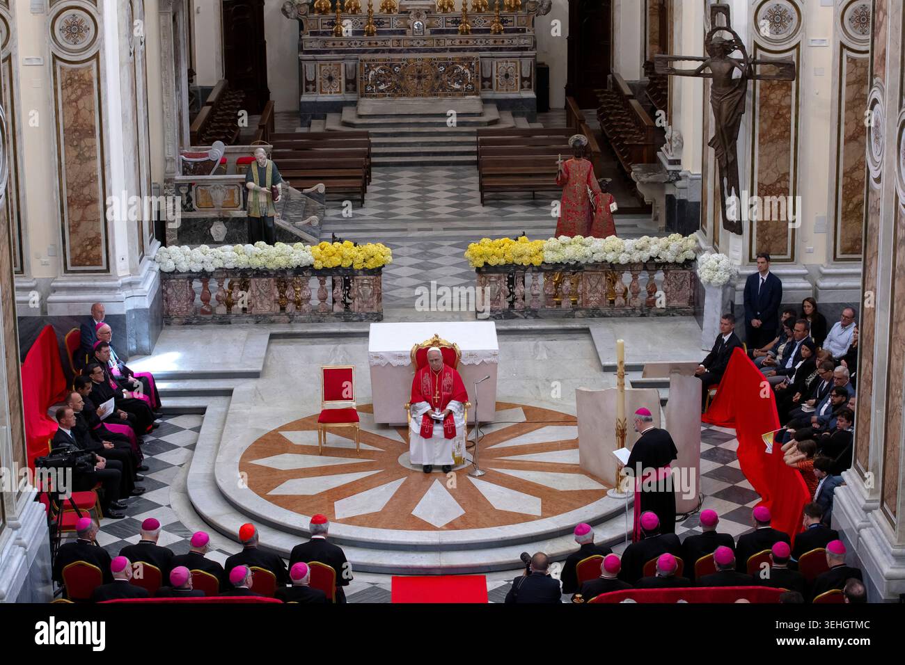 Pope Leo XIV meets with clergy and families who have suffered from ...