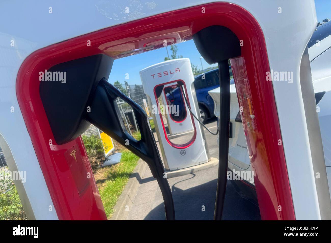 TESLA Charging Station,,Supercharger, Car,Electric Car,Charging Plug ...