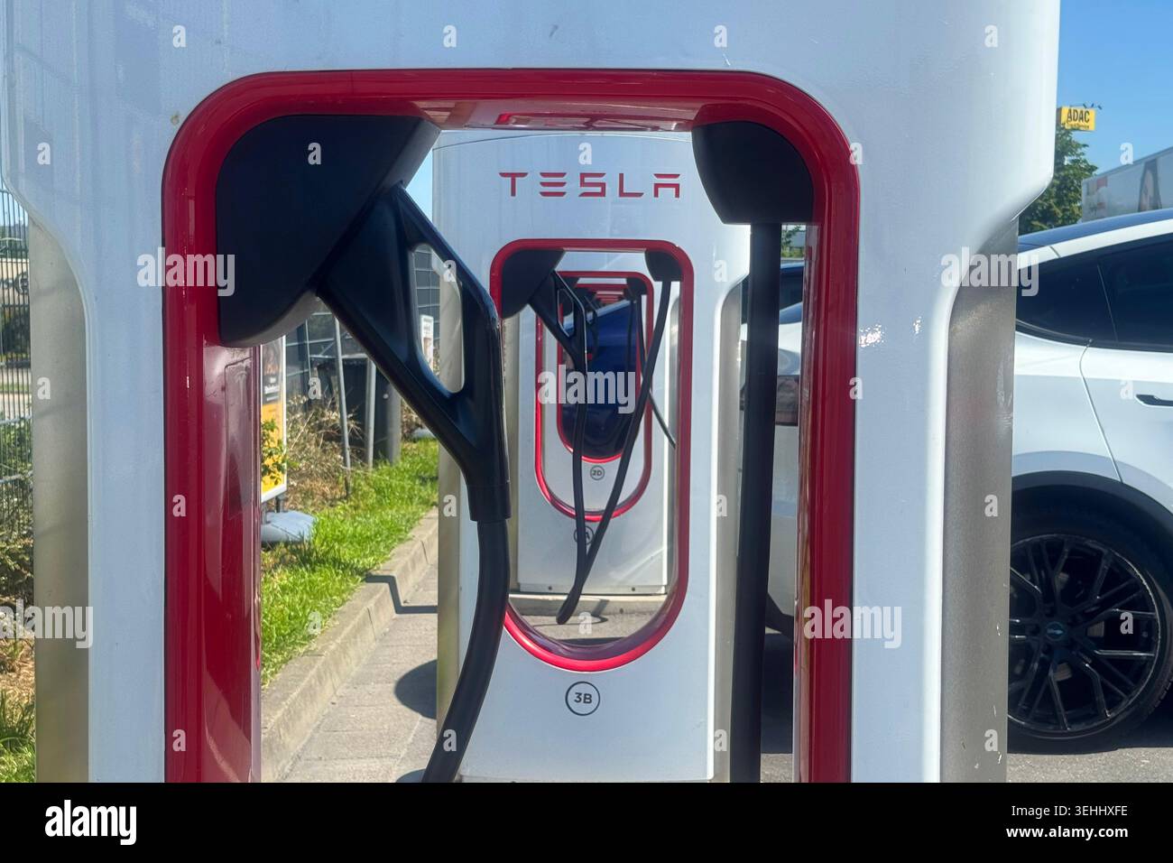 TESLA Charging Station,,Supercharger, Car,Electric Car,Charging Plug ...