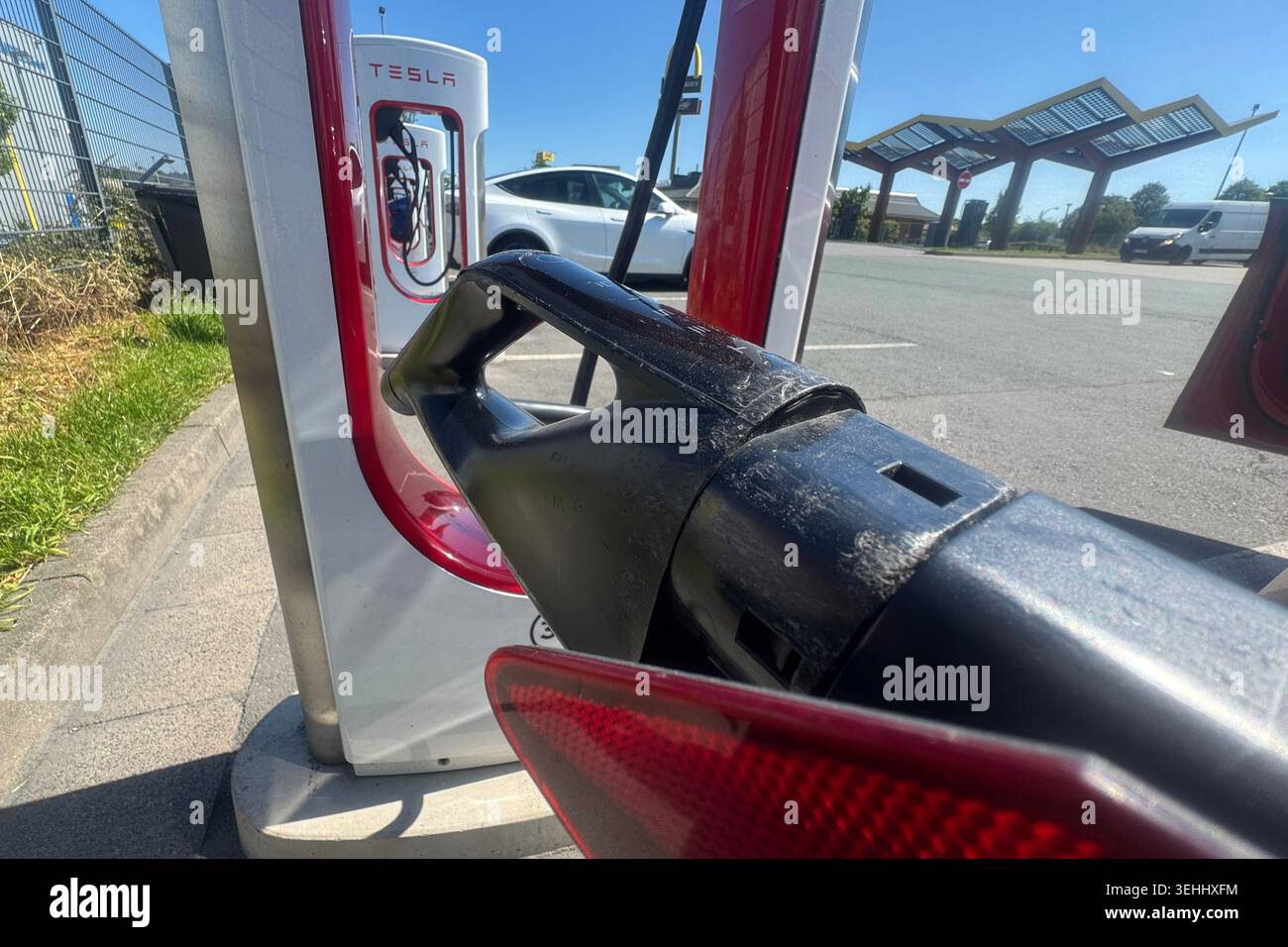 TESLA Charging Station,,Supercharger, Car,Electric Car,Charging Plug ...