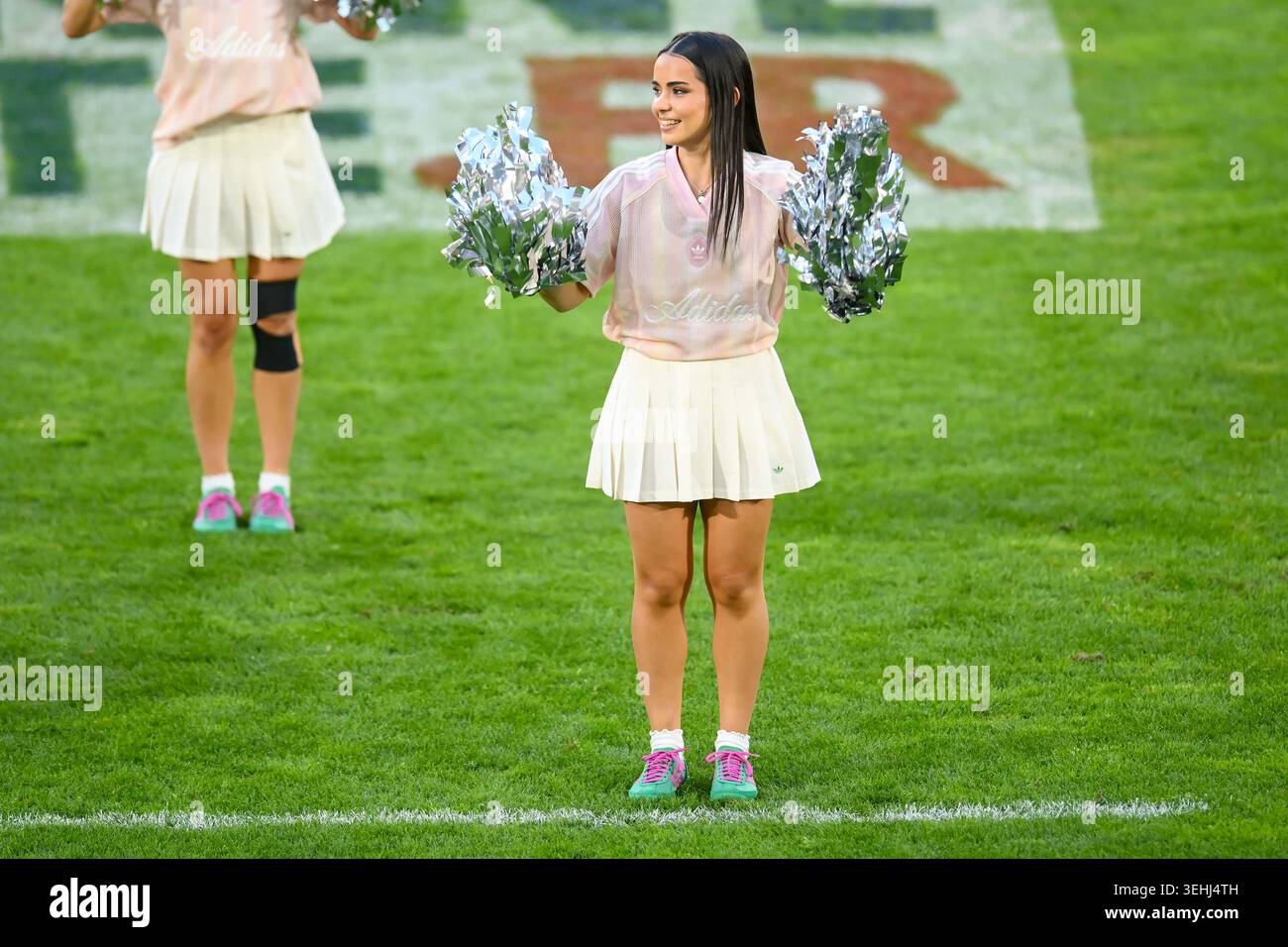 Lola Dumesnil during the Crunch Creator 2026 match betweeen France and ...