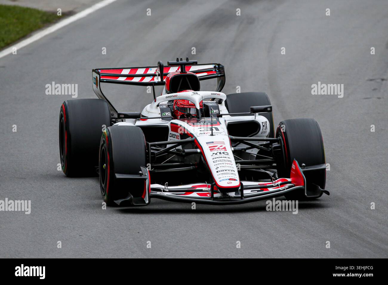 Esteban Ocon of France driving the (31) TGR Haas F1 Team VF-26 Ferrari ...