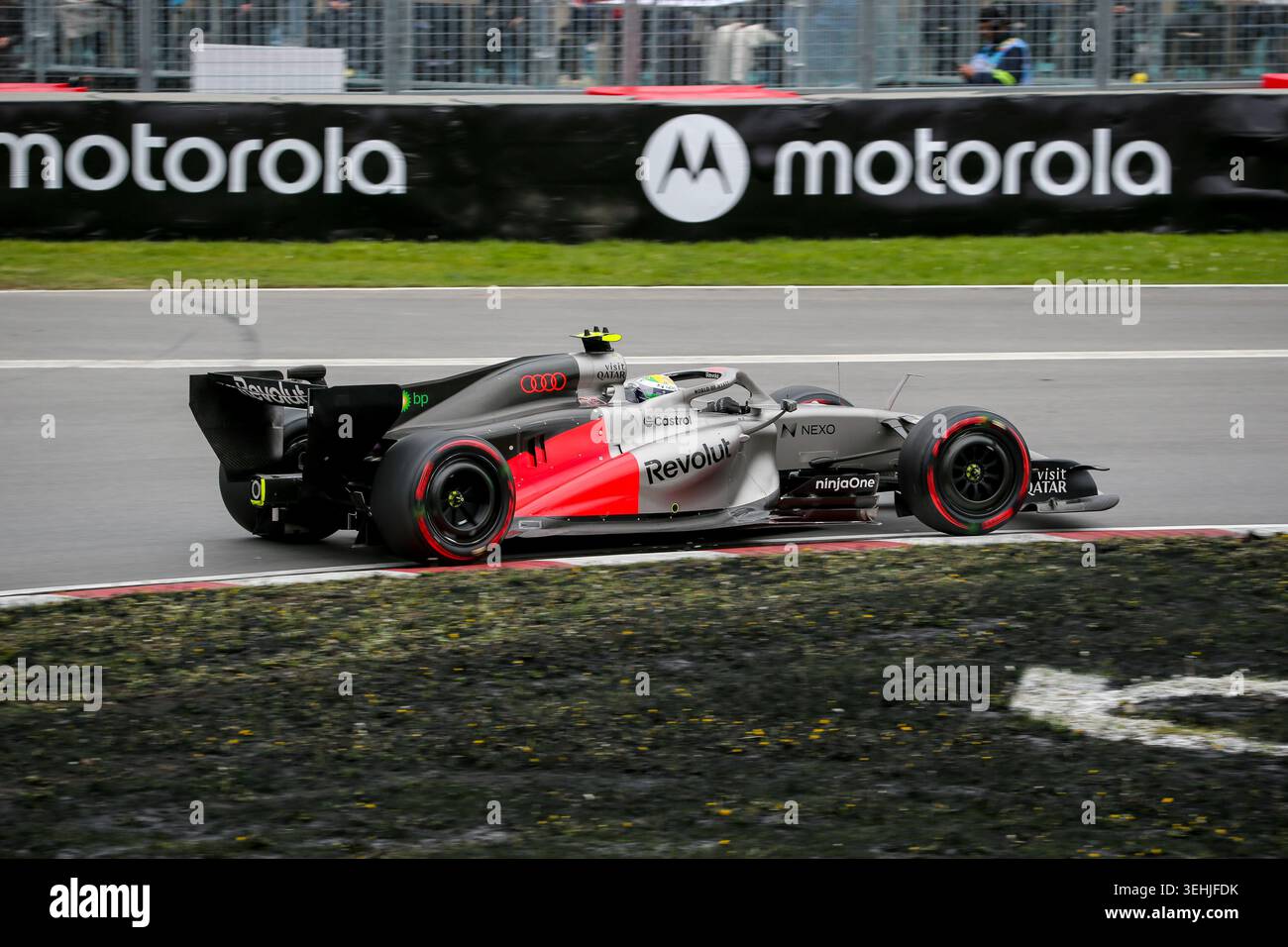 Gabriel Bortoleto of Brazil driving the (5) Audi Revolut F1 Team R26 ...