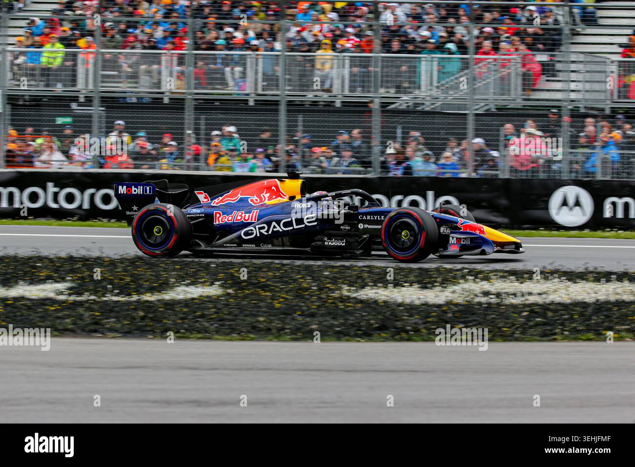 Max Verstappen of Netherlands driving the (3) Oracle Red Bull Racing ...