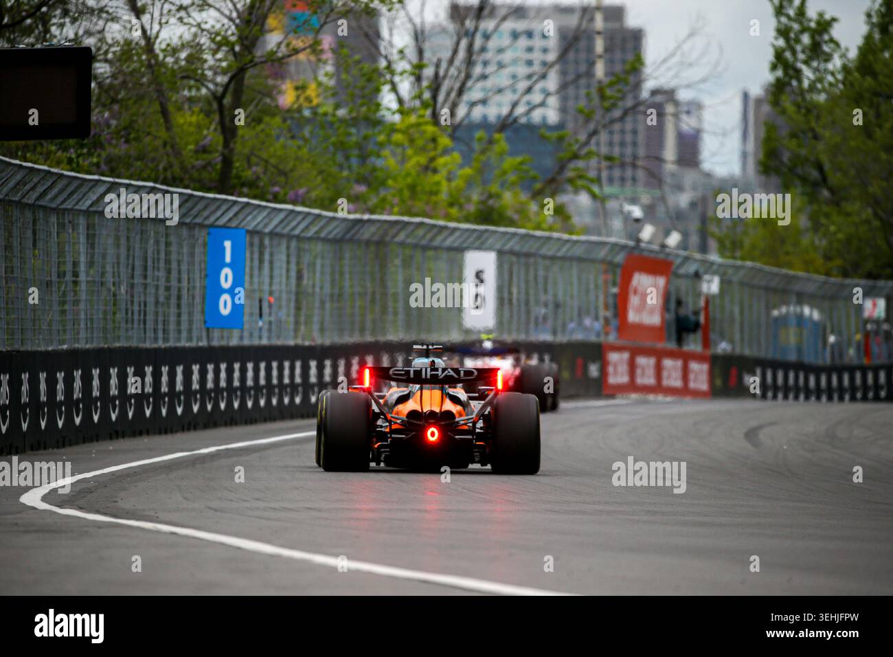 Oscar Piastri of Australia driving the (81) McLaren Mastercard F1 Team ...