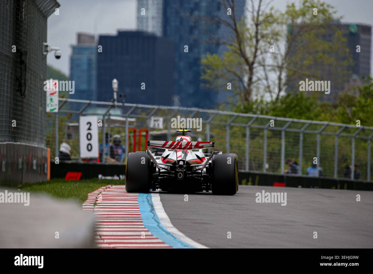 Oliver Bearman of UK driving the (87) TGR Haas F1 Team VF-26 Ferrari ...