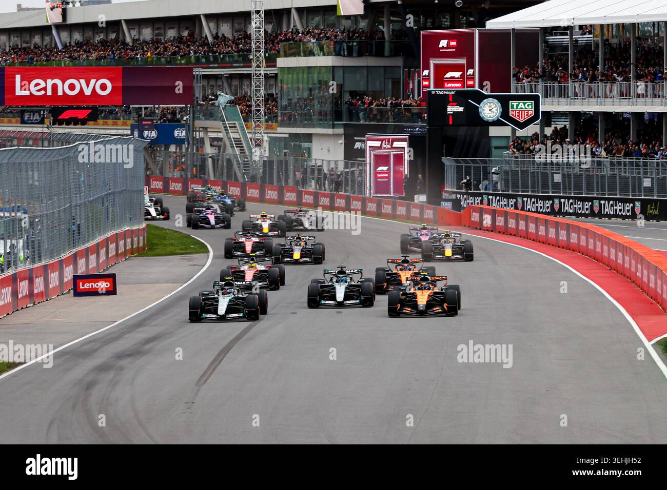 Start of the race during the Formula 1 Lenovo Grand Prix Du Canada on ...