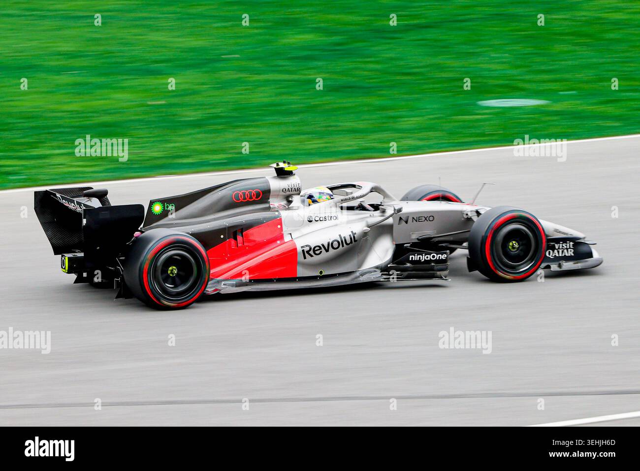 Gabriel Bortoleto of Brazil driving the (5) Audi Revolut F1 Team R26 ...