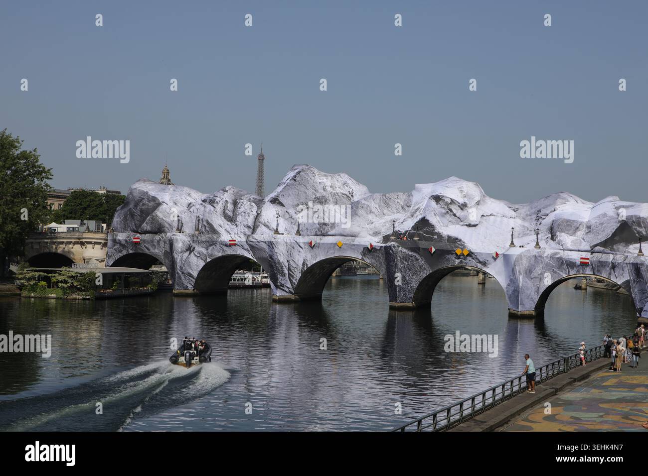 Paris, France, on tuesday 25 May 2026, the caveof Pont Neuf, a ...