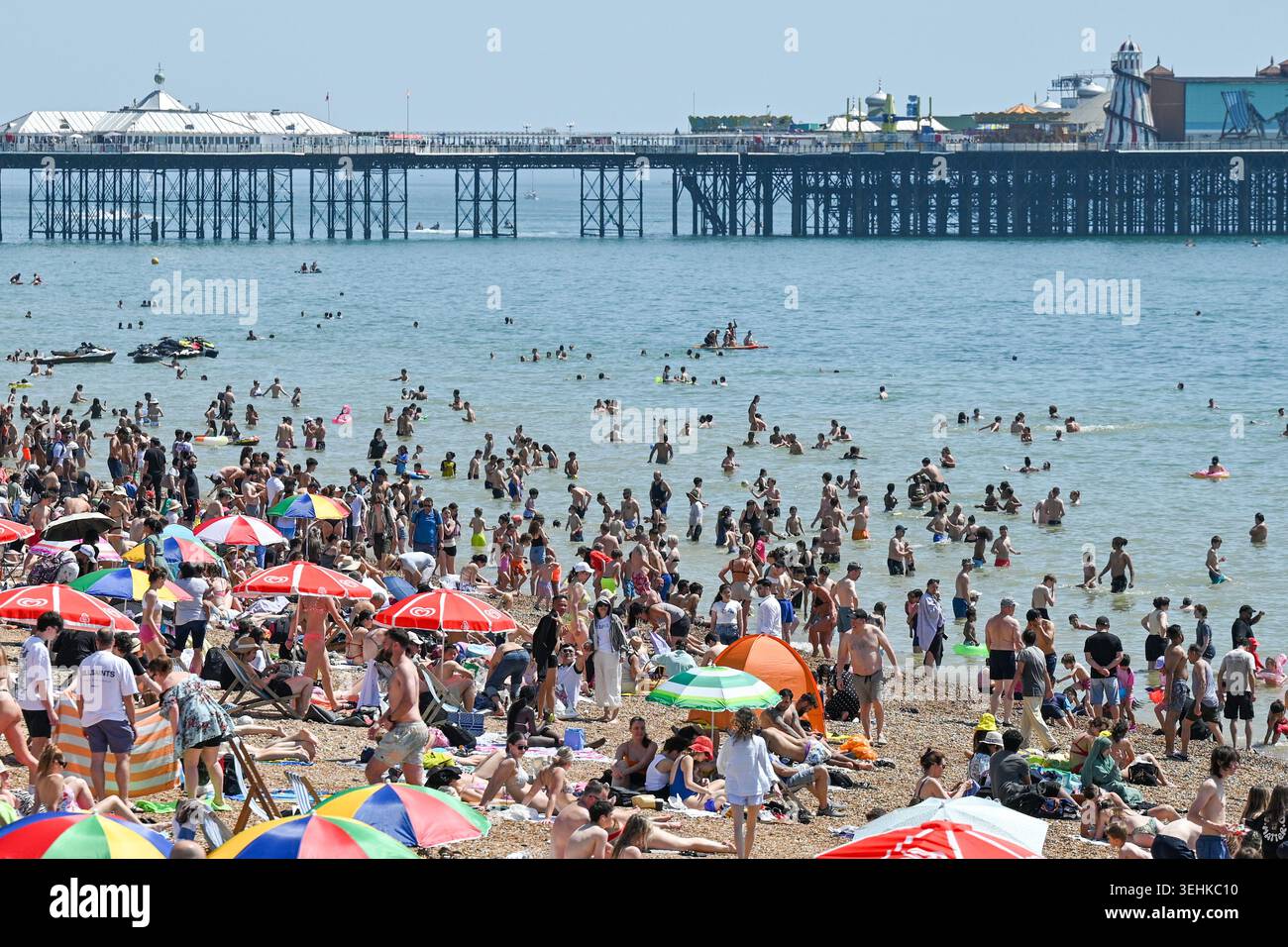 Brighton UK 25th May 2026 - Crowds flock to Brighton beach on bank ...