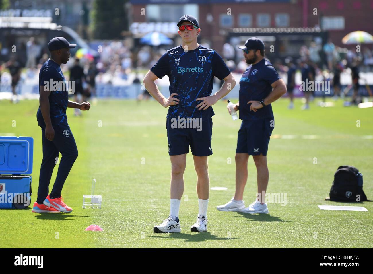 Canterbury, England. 25th May 2026. Zak Crawley before the Vitality T20 ...