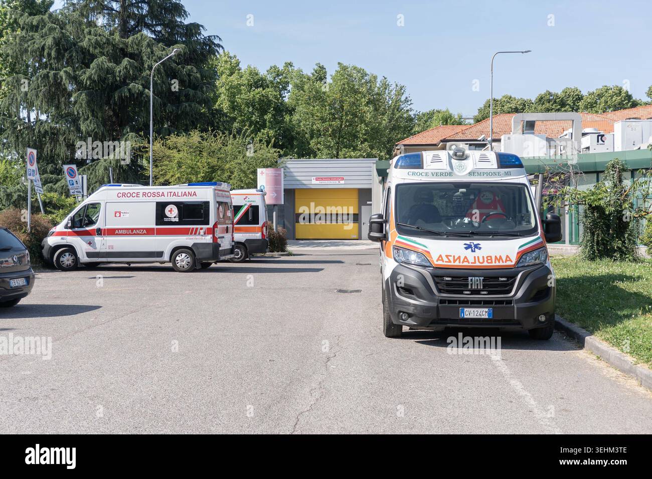 IPA85067691 - Milan, Sacco Hospital, two people with symptoms ...