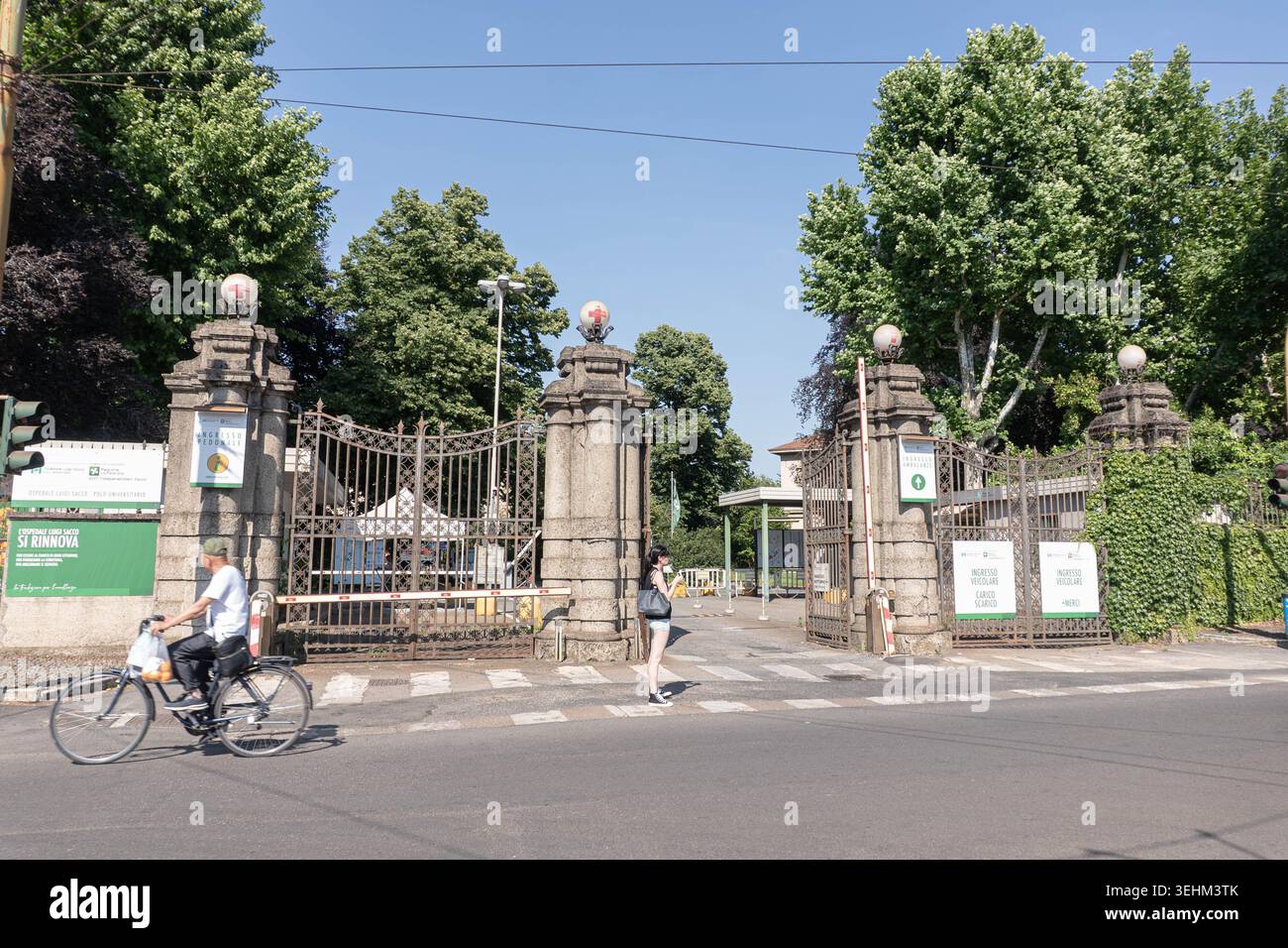 IPA85067639 - Milan, Sacco Hospital, two people with symptoms ...