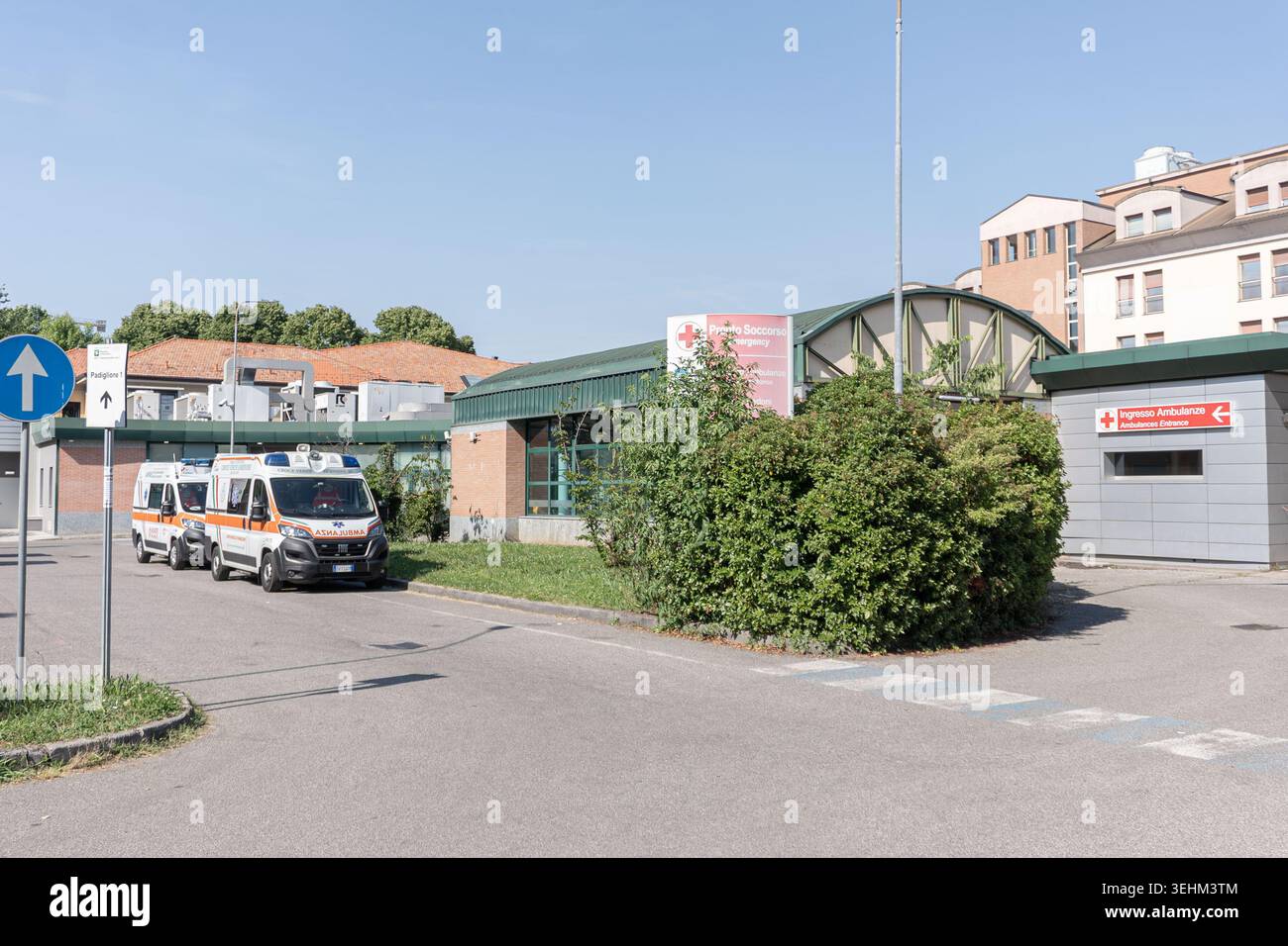 IPA85067692 - Milan, Sacco Hospital, two people with symptoms ...