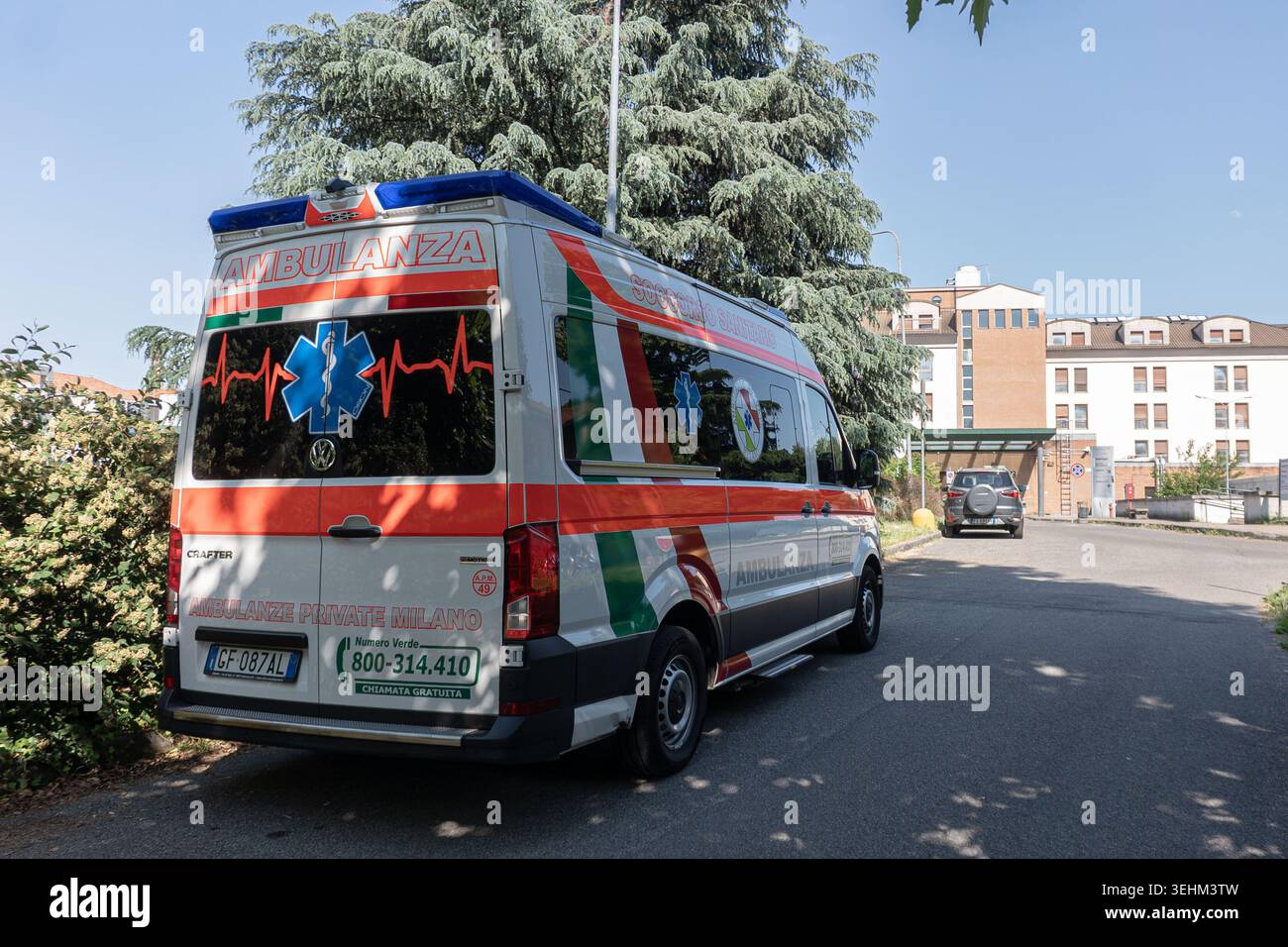 IPA85067693 - Milan, Sacco Hospital, two people with symptoms ...