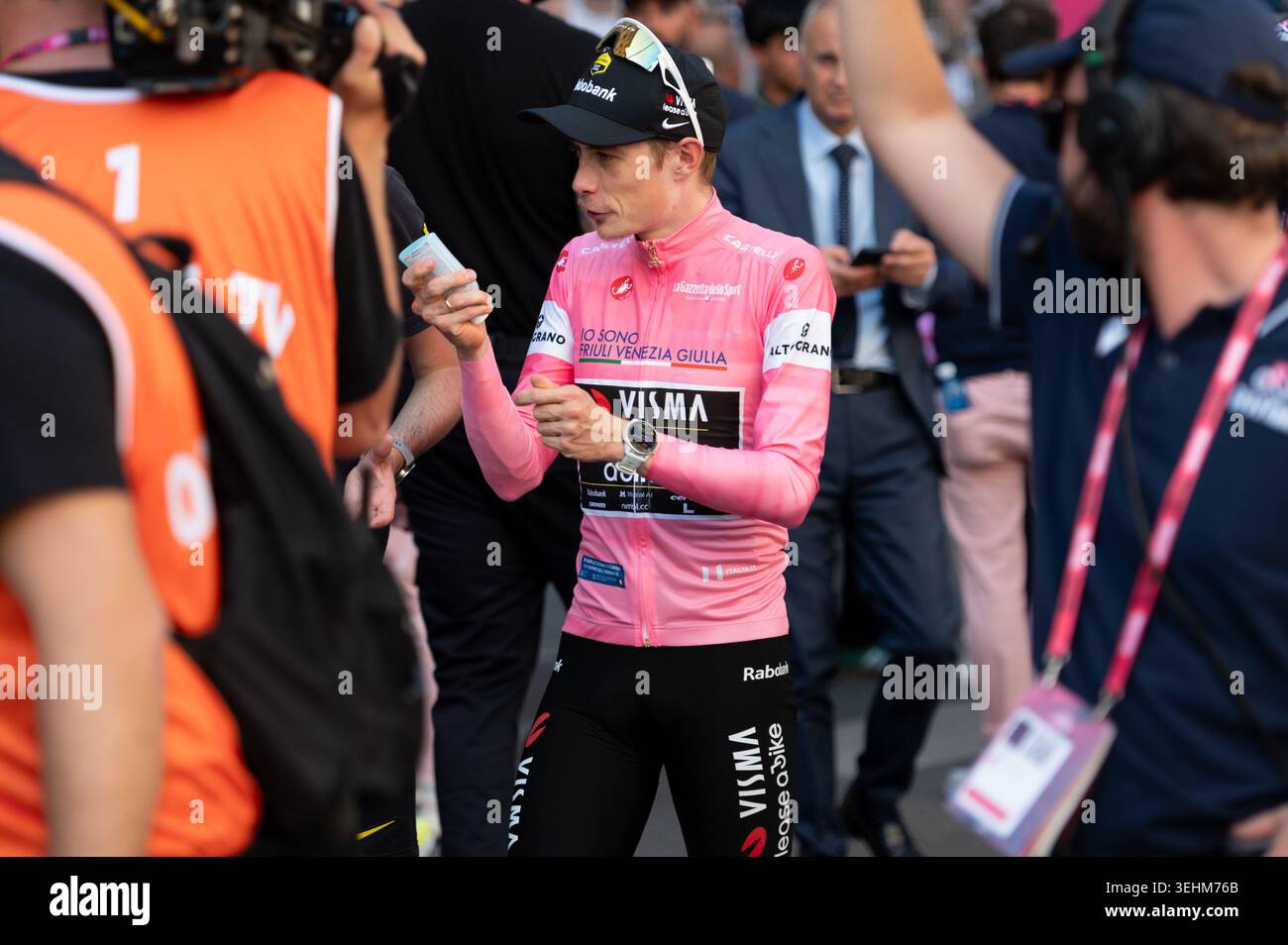 IPA85067965 - Jonas Vingegaard, TEAM VISMA LEASE A BIKE during the 15th ...