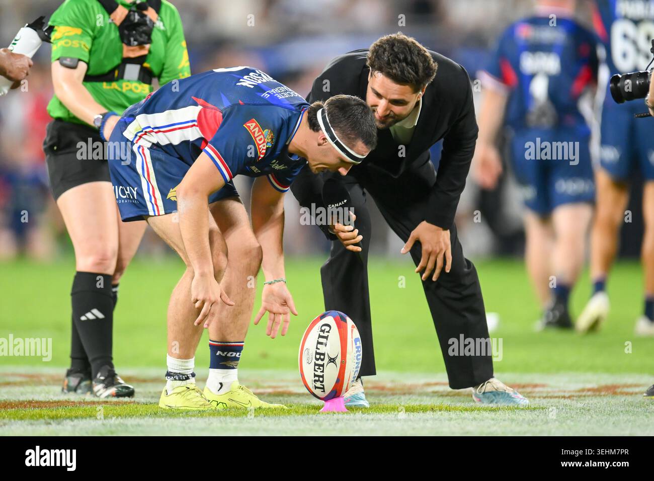 Djayson of France and Sacha Valleau of Canal + during the Crunch ...