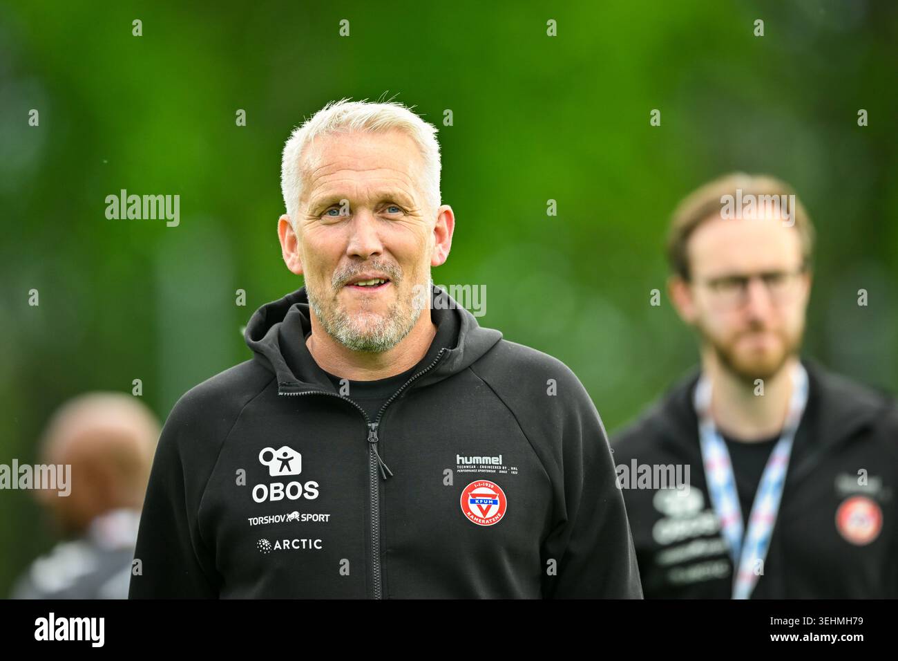 Oslo 20260525. KFUM's coach Jørgen Isnes before the elite football ...