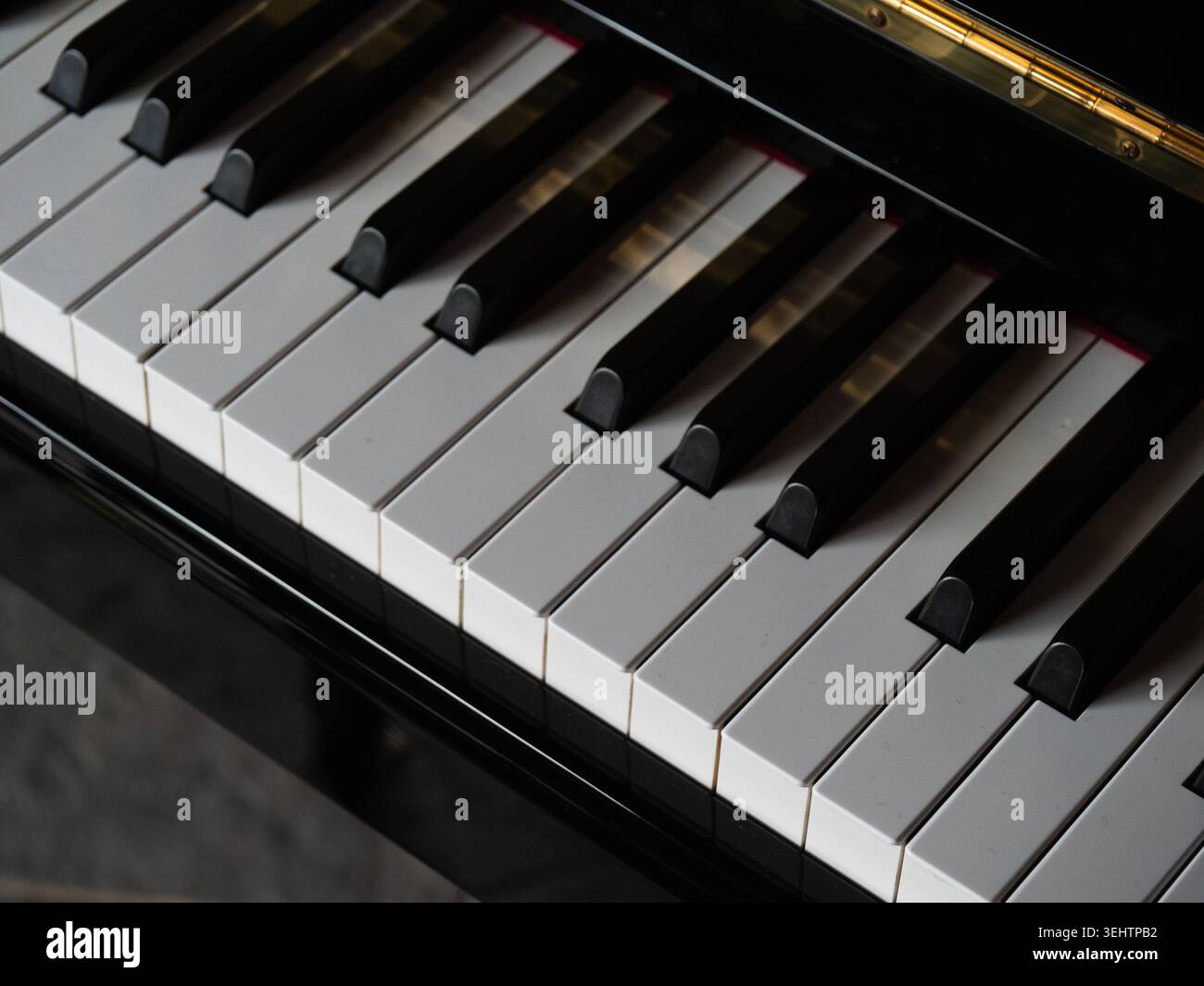 Piano keys black and white close up Stock Photo - Alamy
