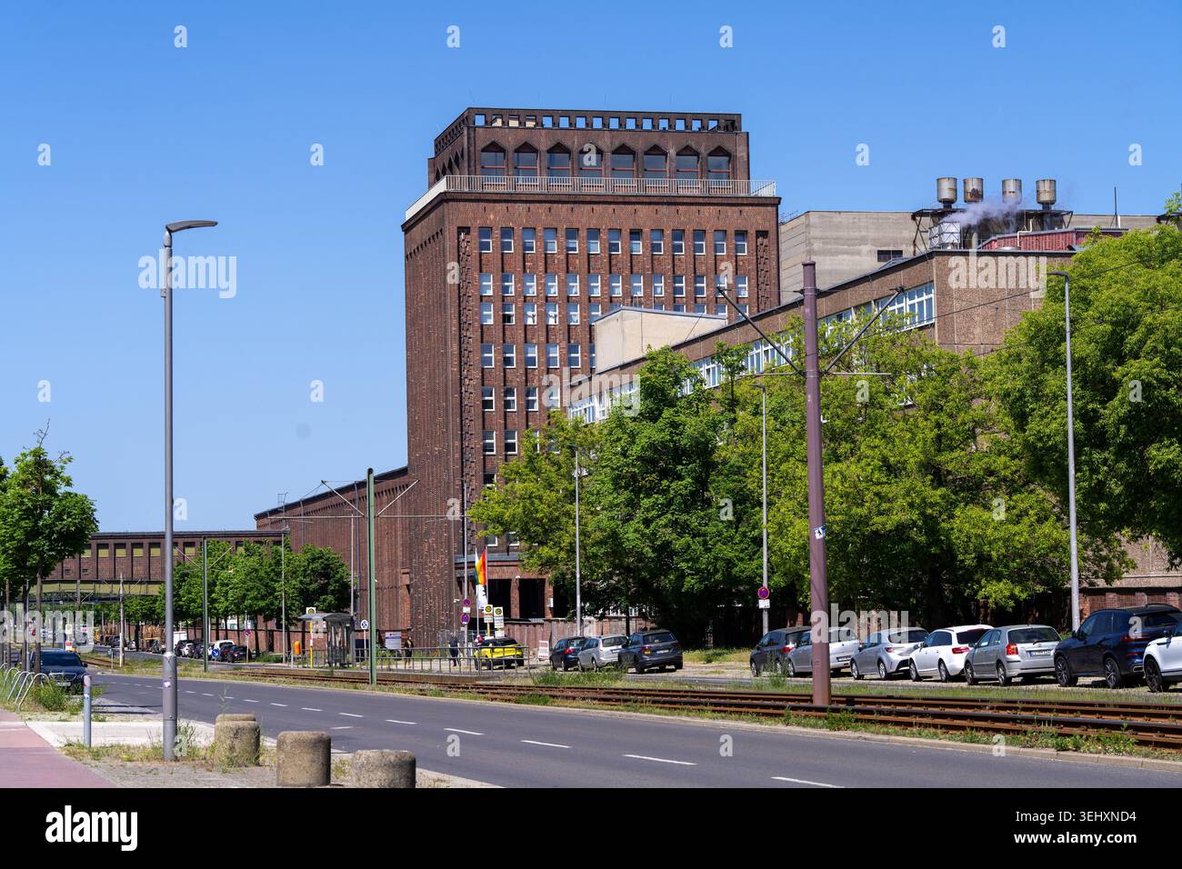 26 May 2026, Berlin: The buildings of the Klingenberg combined heat and ...