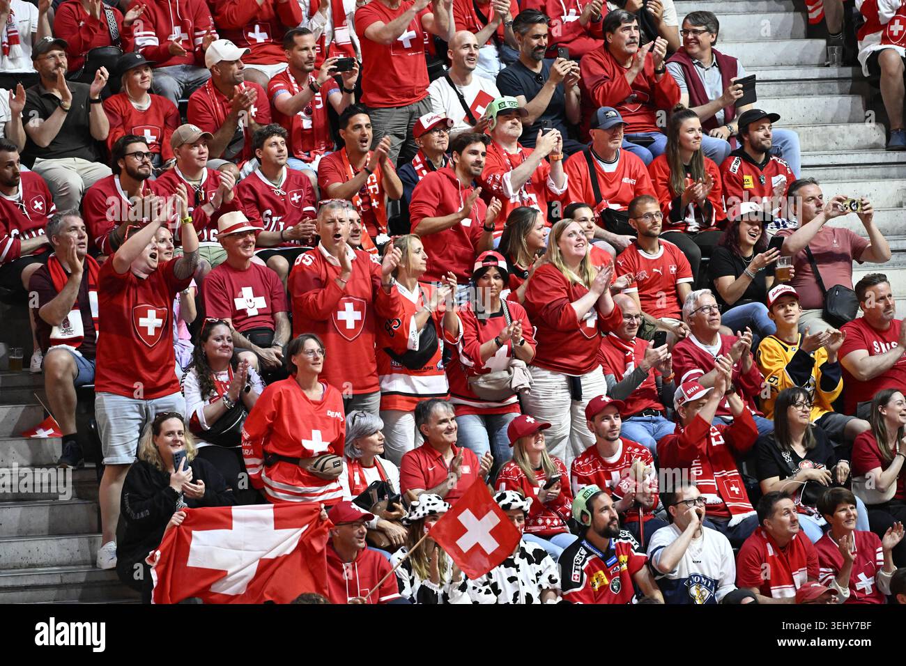 LKS 20260526 Swiss fans cheer ahead the 2026 IIHF Ice Hockey World ...
