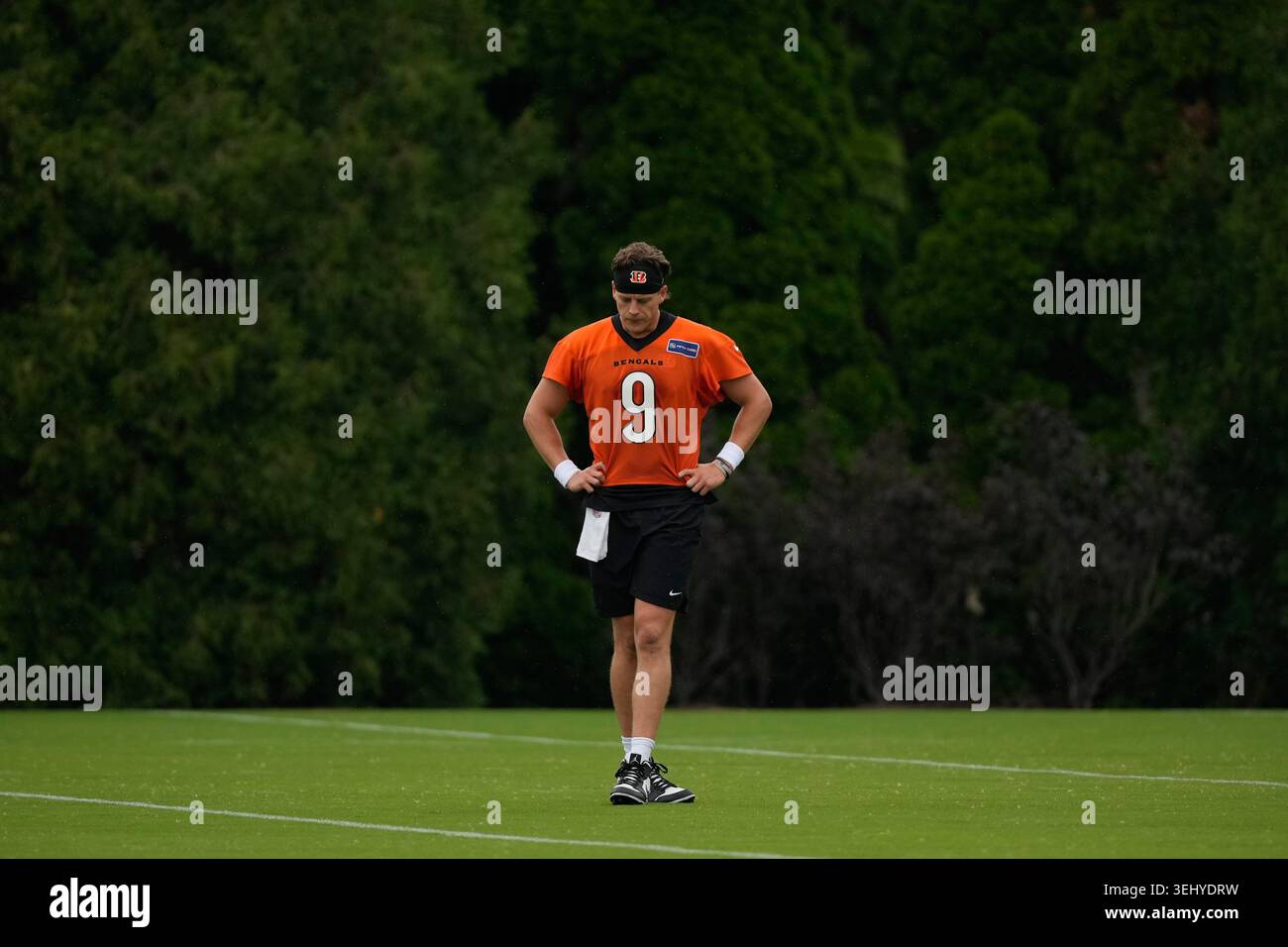 Cincinnati Bengals quarterback Joe Burrow pauses during the NFL ...