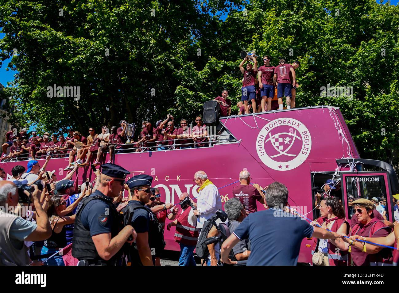 Team of UBB during the team's Union Bordeaux Begles return on May 24 ...