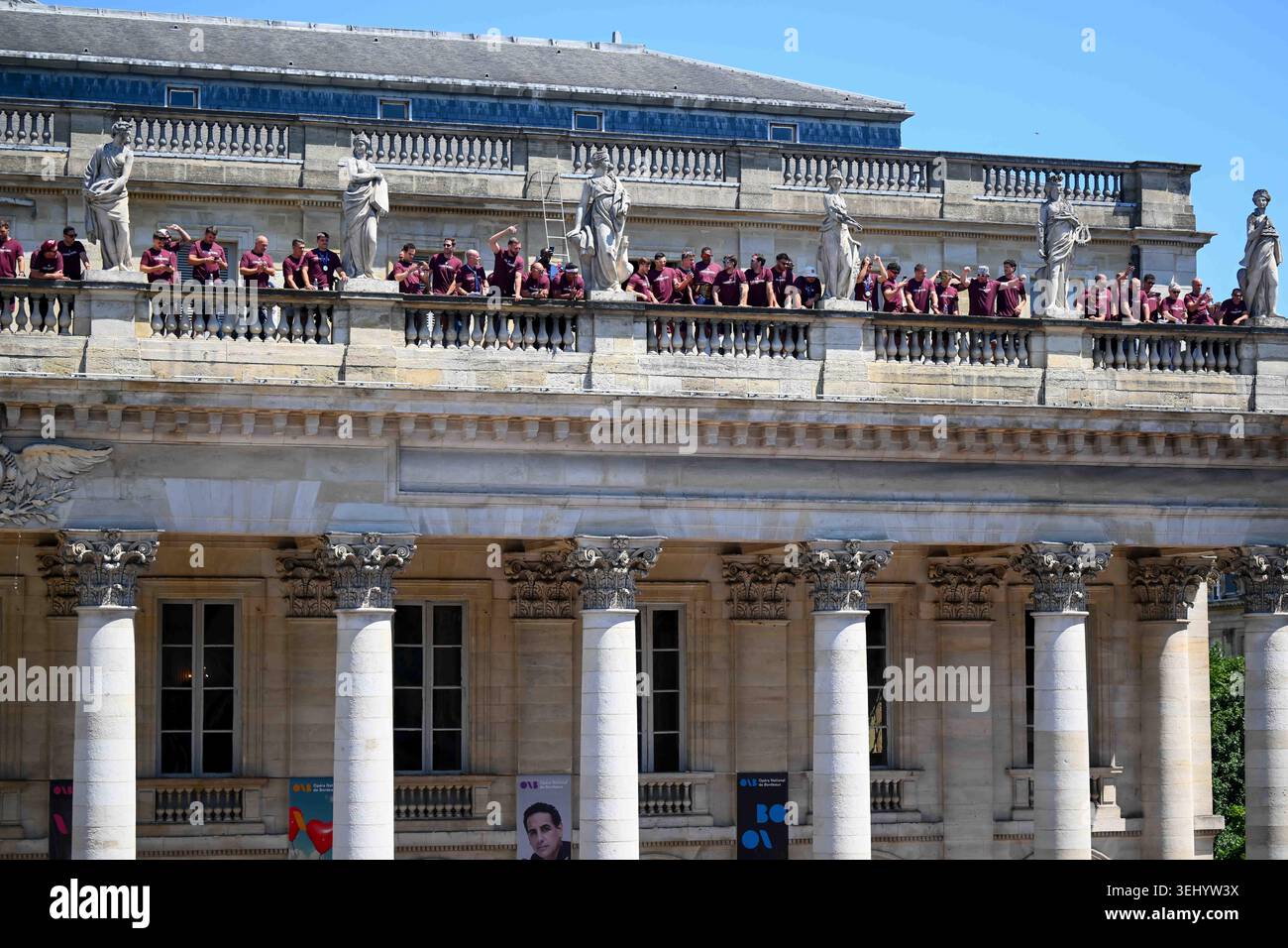 Team of UBB during the team's Union Bordeaux Begles return on May 24 ...