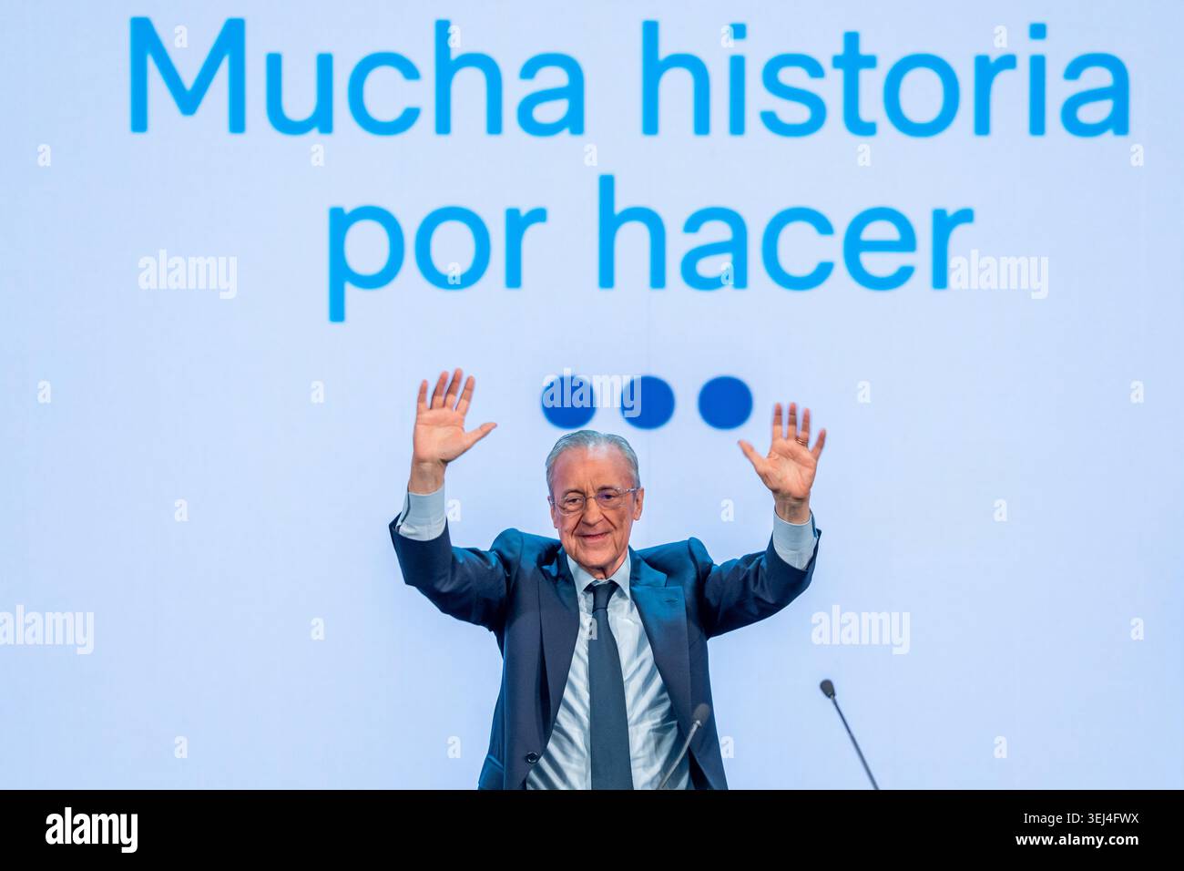 Florentino Perez during his presentation of his candidacy for the ...