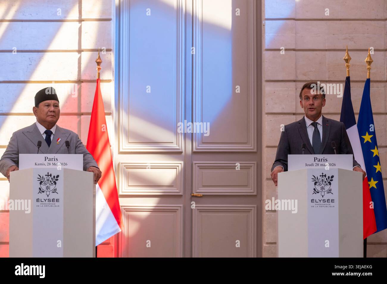 France's President Emmanuel Macron and Indonesia's President Prabowo ...