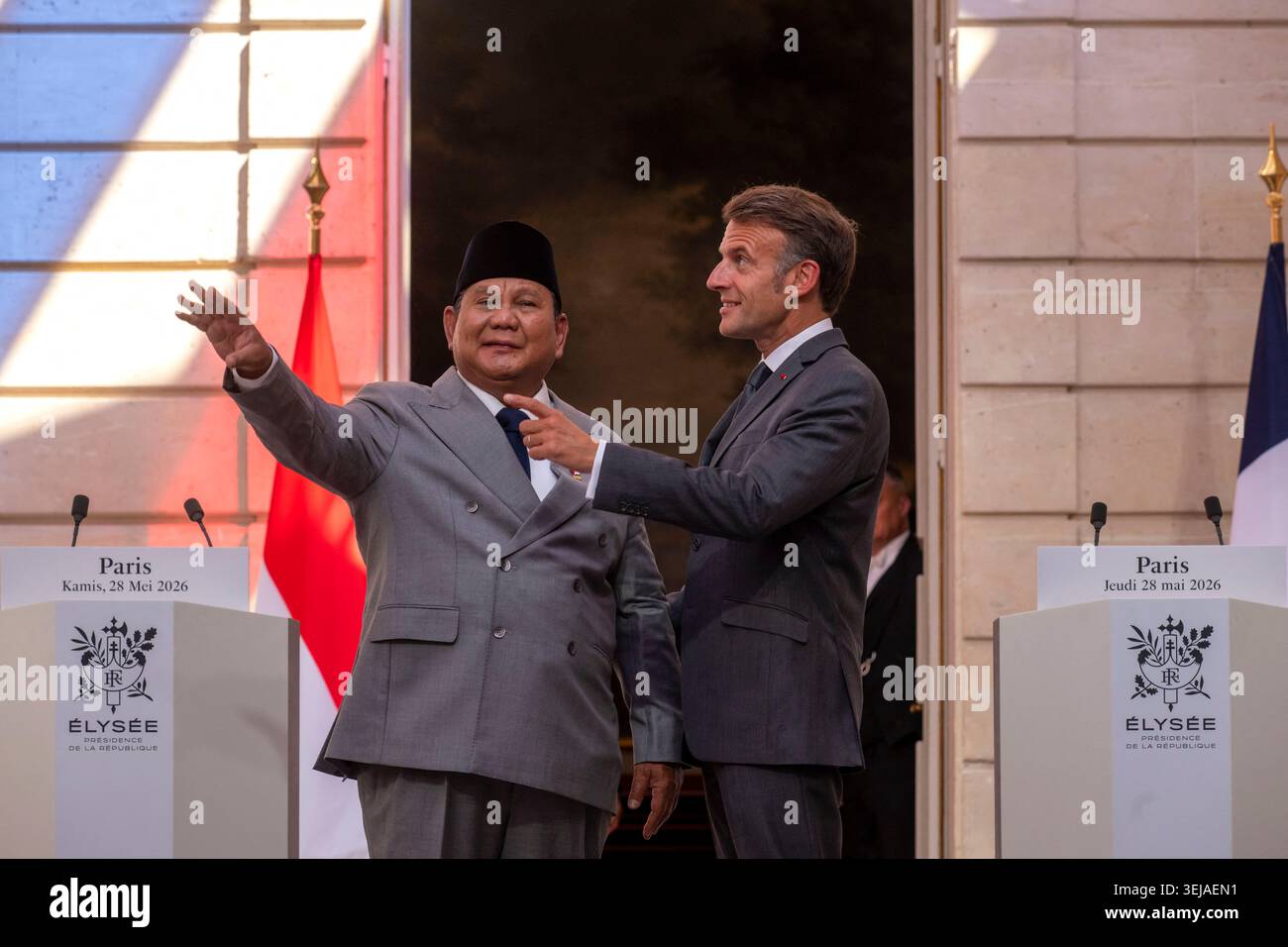 France's President Emmanuel Macron and Indonesia's President Prabowo ...