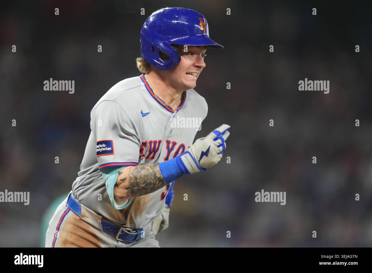 New York Mets' A.J. Ewing runs during the third inning of a baseball ...